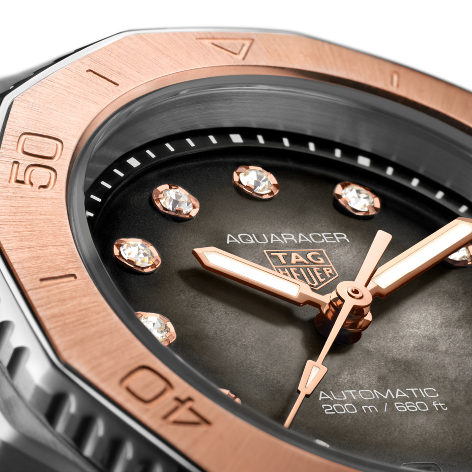 TAG Heuer Aquaracer Professional 200 Calibre 9 Automatic Accessory 30 ...